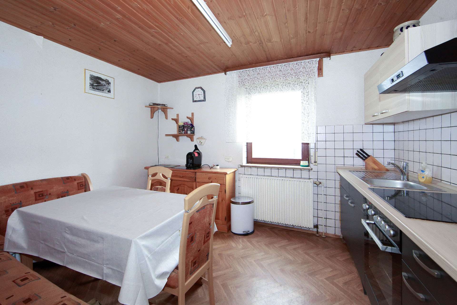 EINFAMILIENHAUS IN DALKINGEN! HERRLICHE WOHNLAGE! GROßES GRUNDSTÜCK ...
